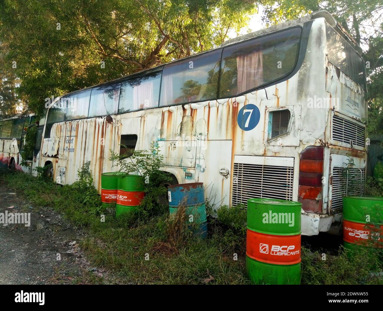 Abandoned old tourist bus. Transport dump. Auto rip-off Stock Photo - Alamy