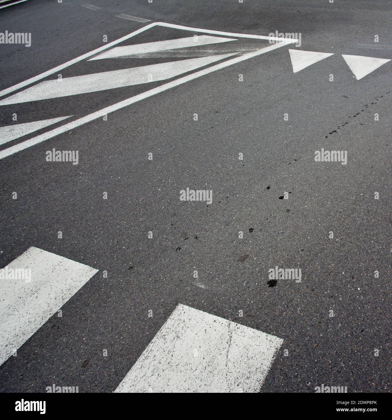 Formula 1 track tire marks hi-res stock photography and images - Alamy