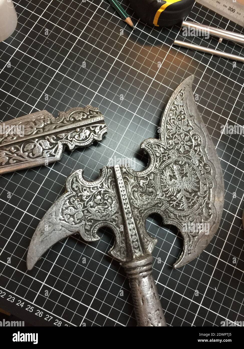 Halberd weapon hi-res stock photography and images - Alamy