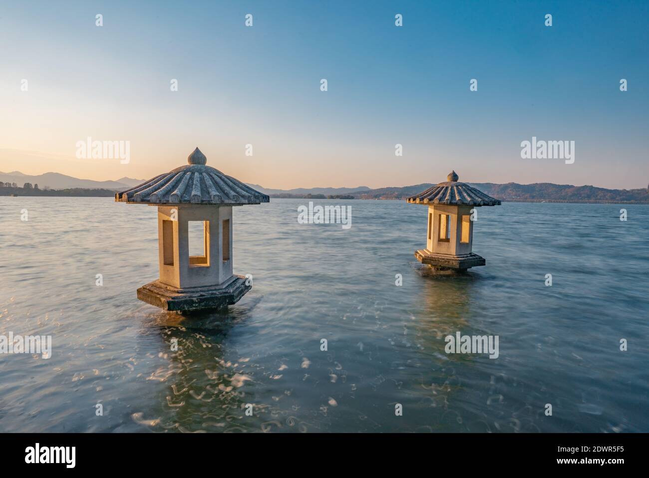 Sunset view of the west lake in Hangzhou, China Stock Photo - Alamy