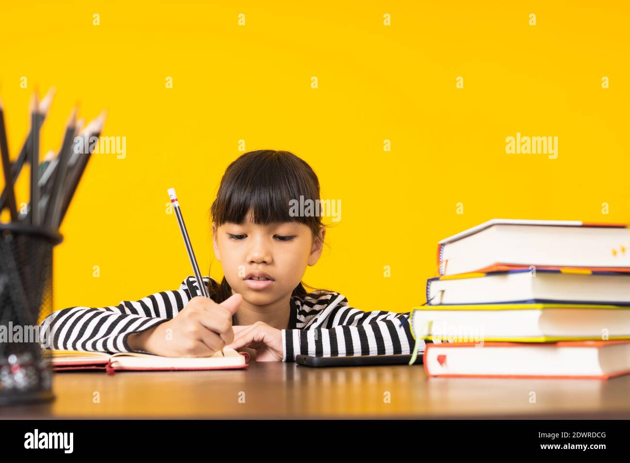 Study thai hi-res stock photography and images - Alamy