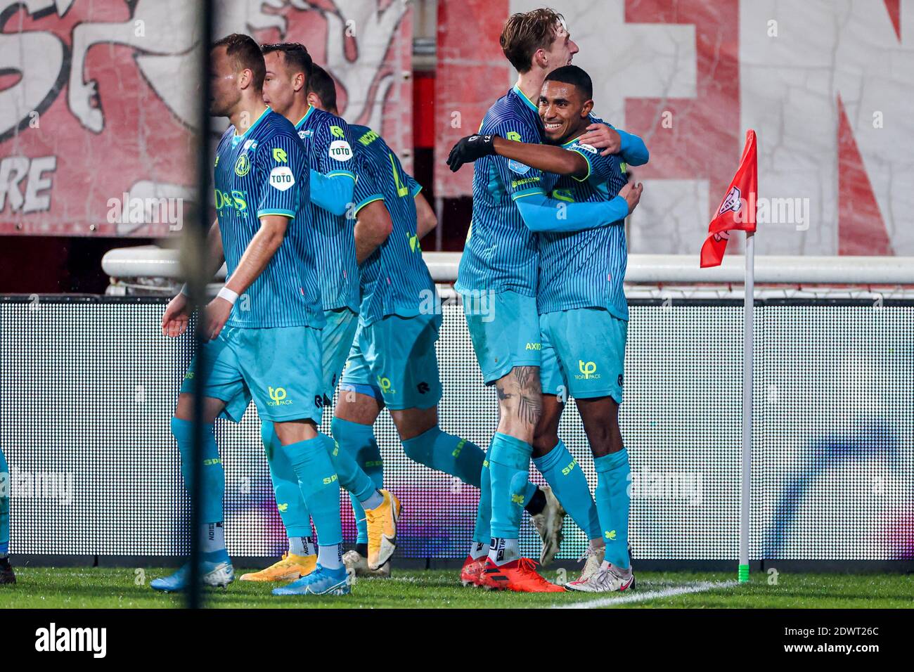 Rotterdam 2 0 team hi-res stock photography and images - Alamy
