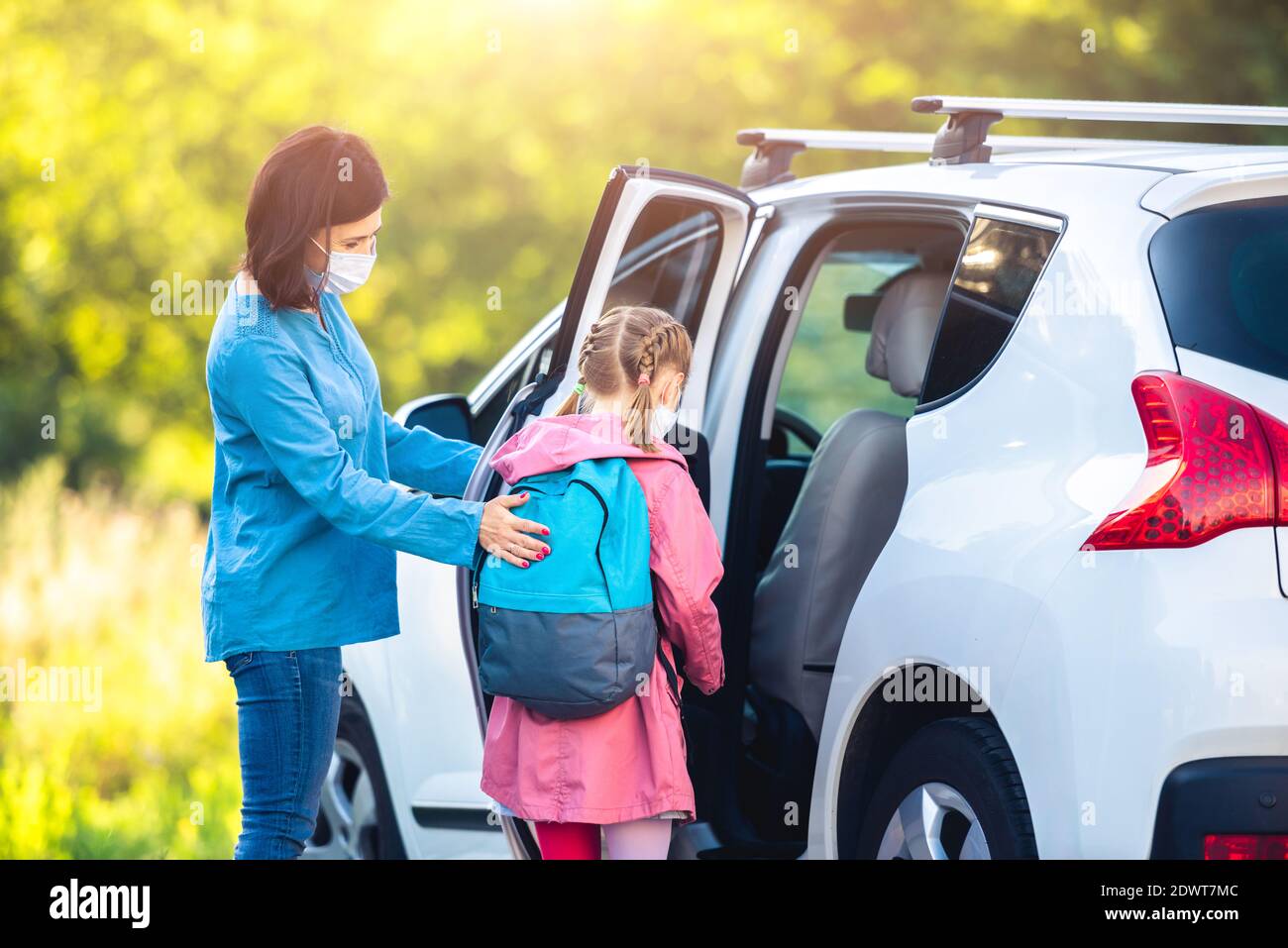 Mother car after school hi-res stock photography and images - Alamy