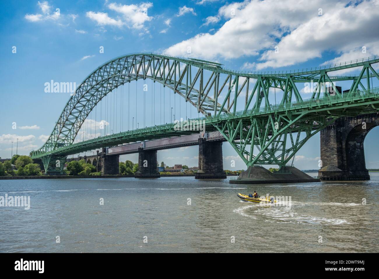 Runcorn-Widnes Silver Jubilee Bridge Stock Photo - Alamy