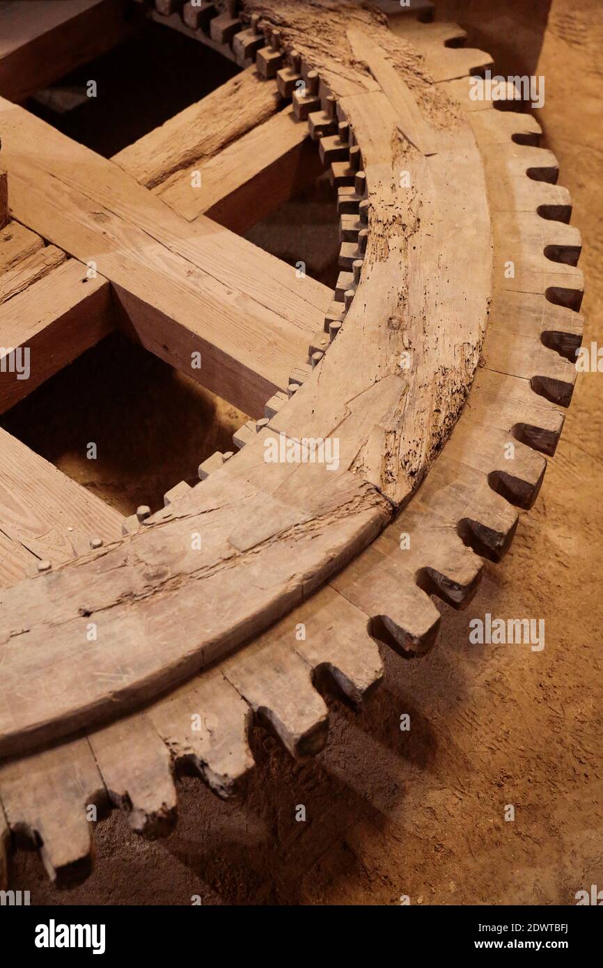 Wooden gearwheel hi-res stock photography and images - Alamy