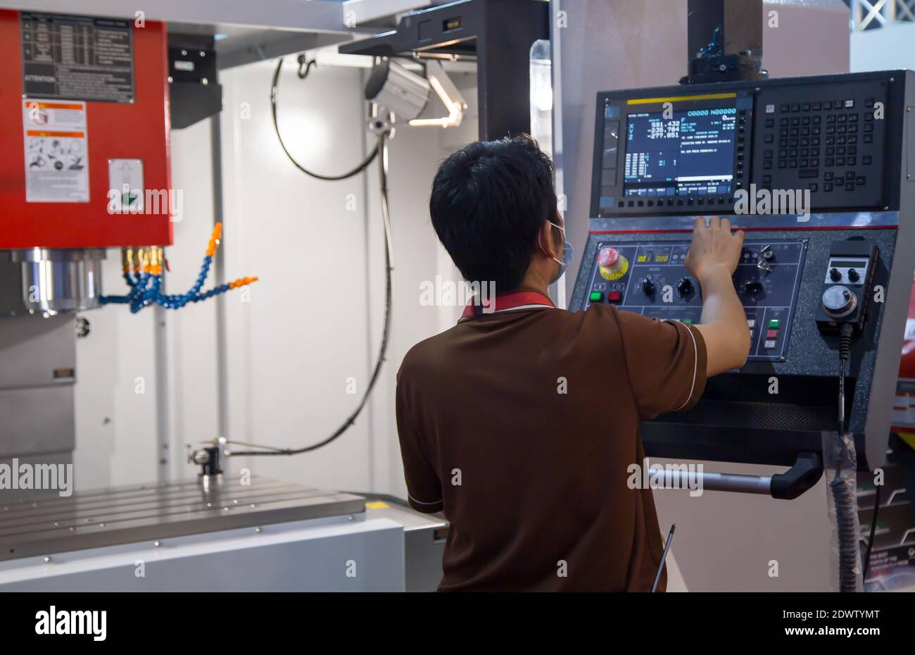 Manufacturing work center hi-res stock photography and images - Alamy