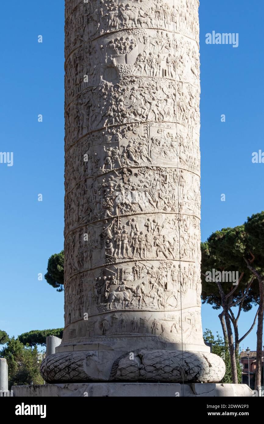 Trajan column close up detail hi-res stock photography and images - Alamy