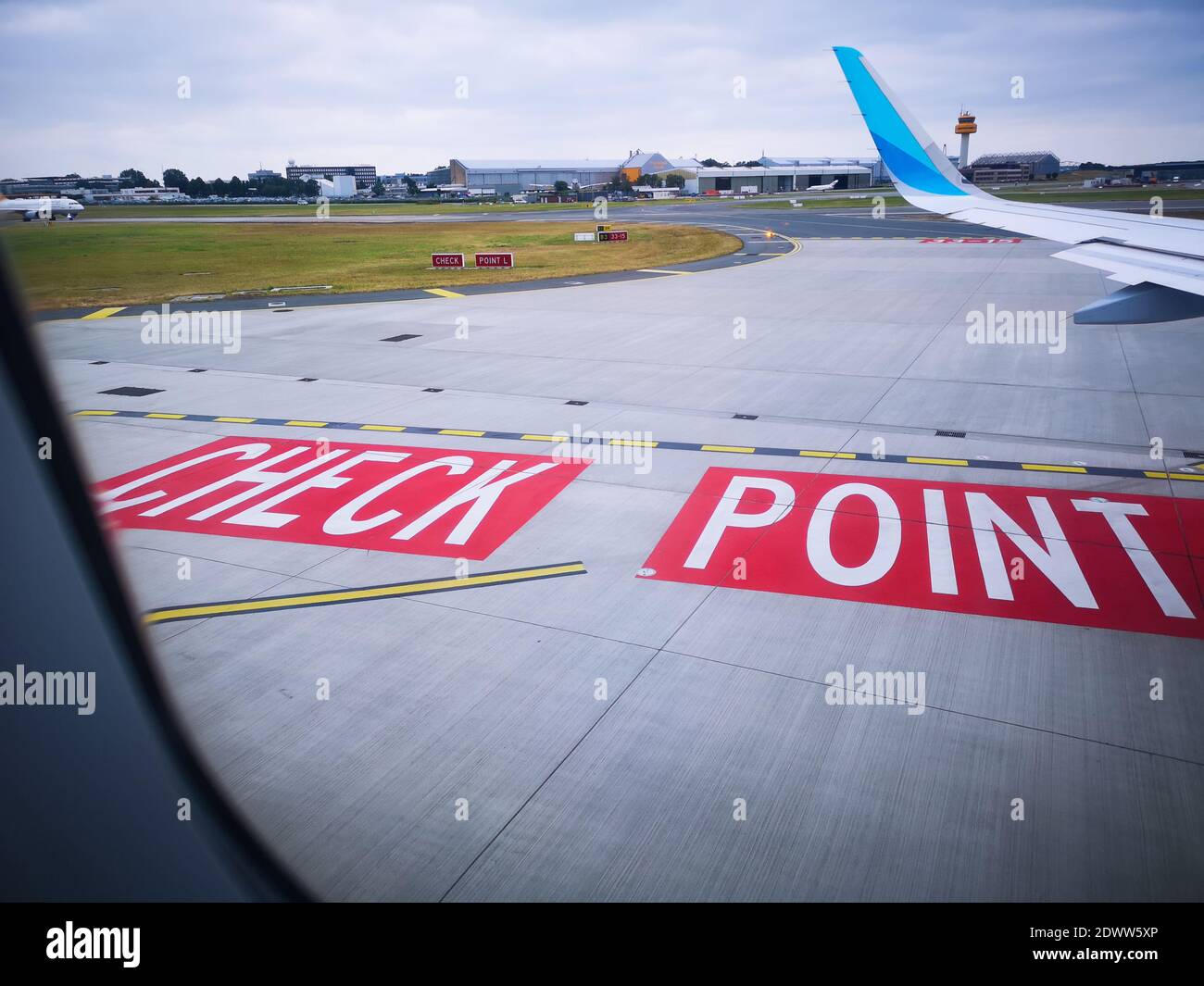 Aircraft symbol and arrow hi-res stock photography and images - Alamy