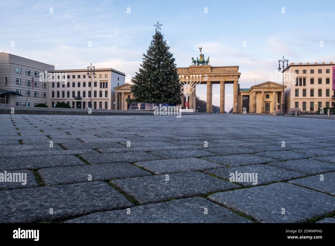 Pariser Platz Square High Resolution Stock Photography and Images - Alamy