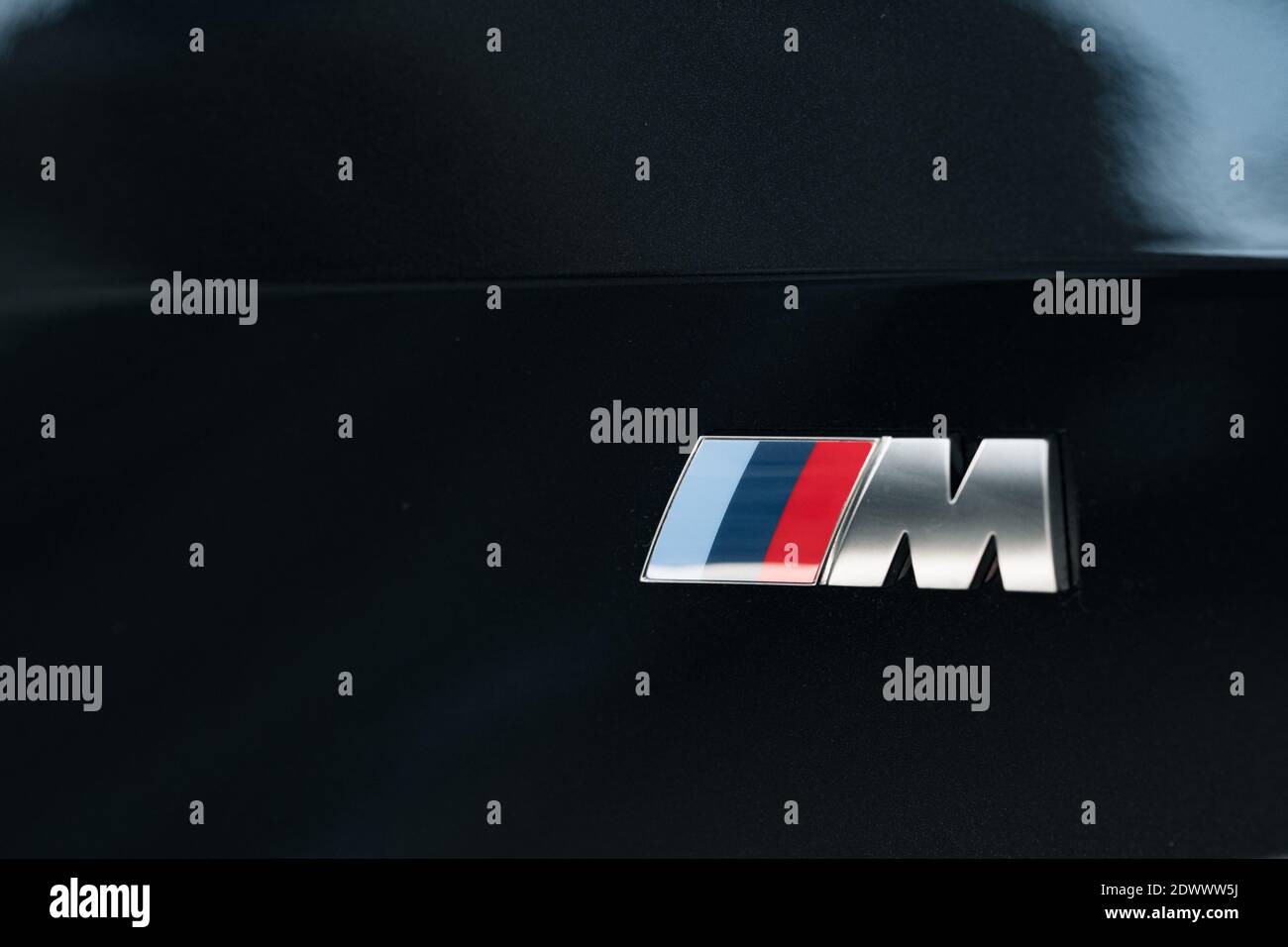 Bmw m badge hi-res stock photography and images - Alamy