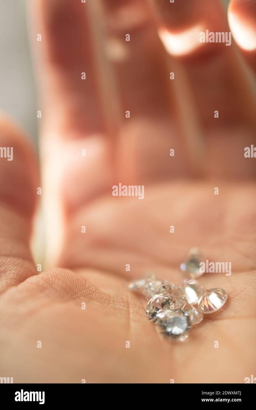 Hand palm diamonds hi-res stock photography and images - Alamy