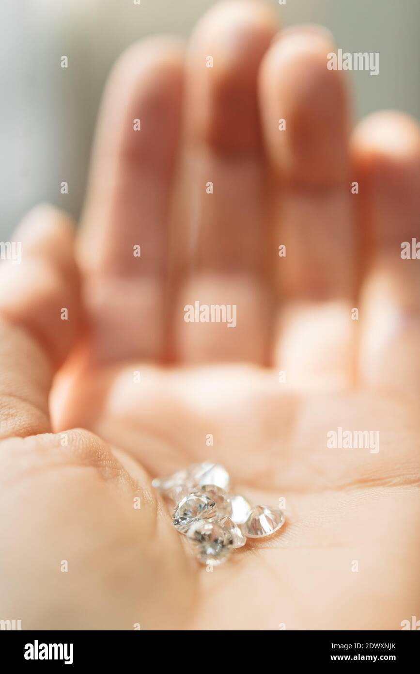 Hand palm diamonds hi-res stock photography and images - Alamy