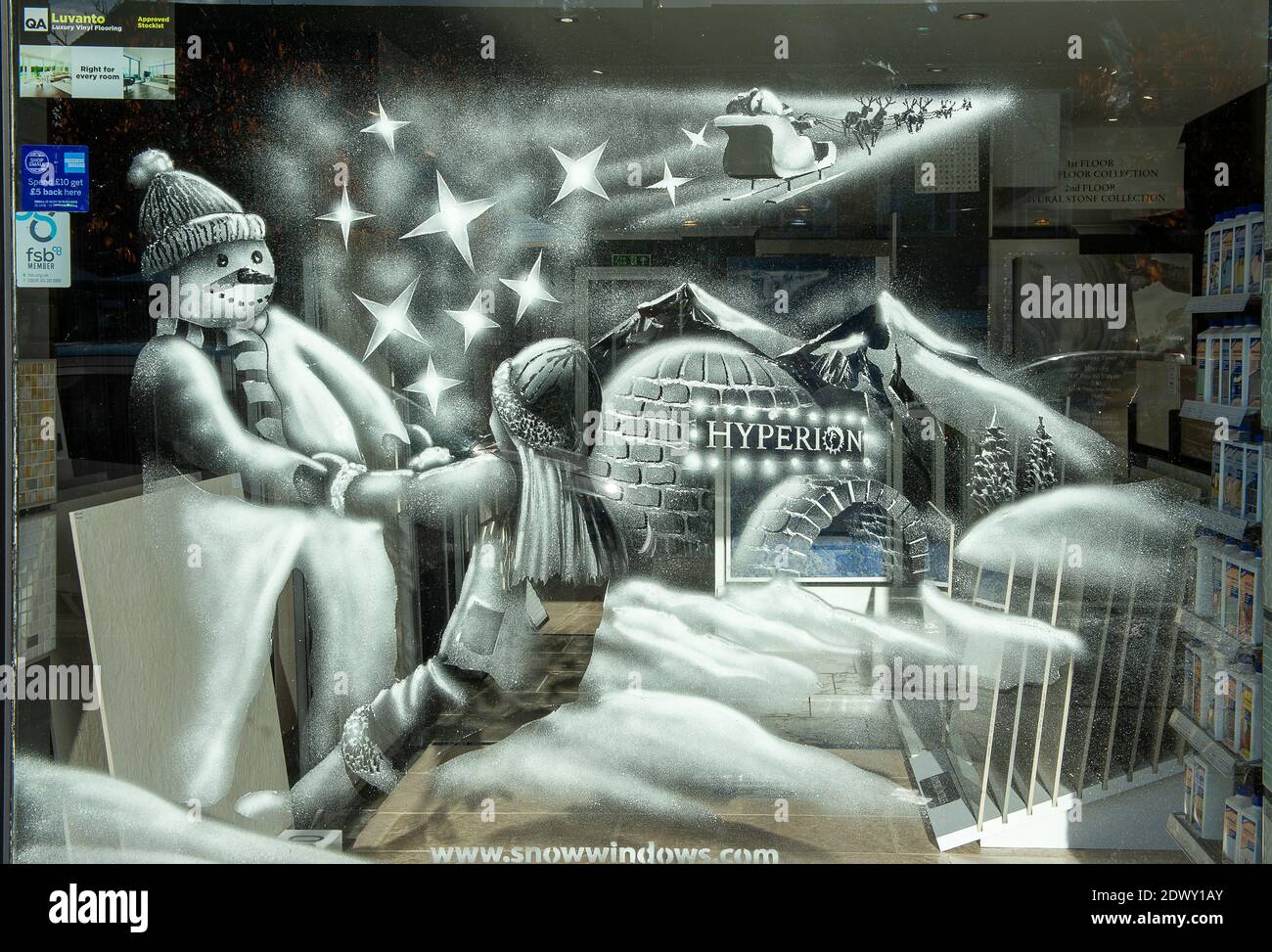 Shops ascot hi-res stock photography and images - Alamy