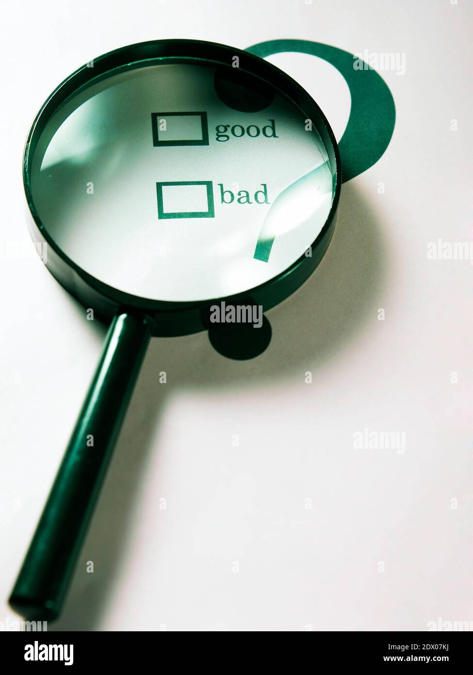 Magnifying checklist hi-res stock photography and images - Alamy