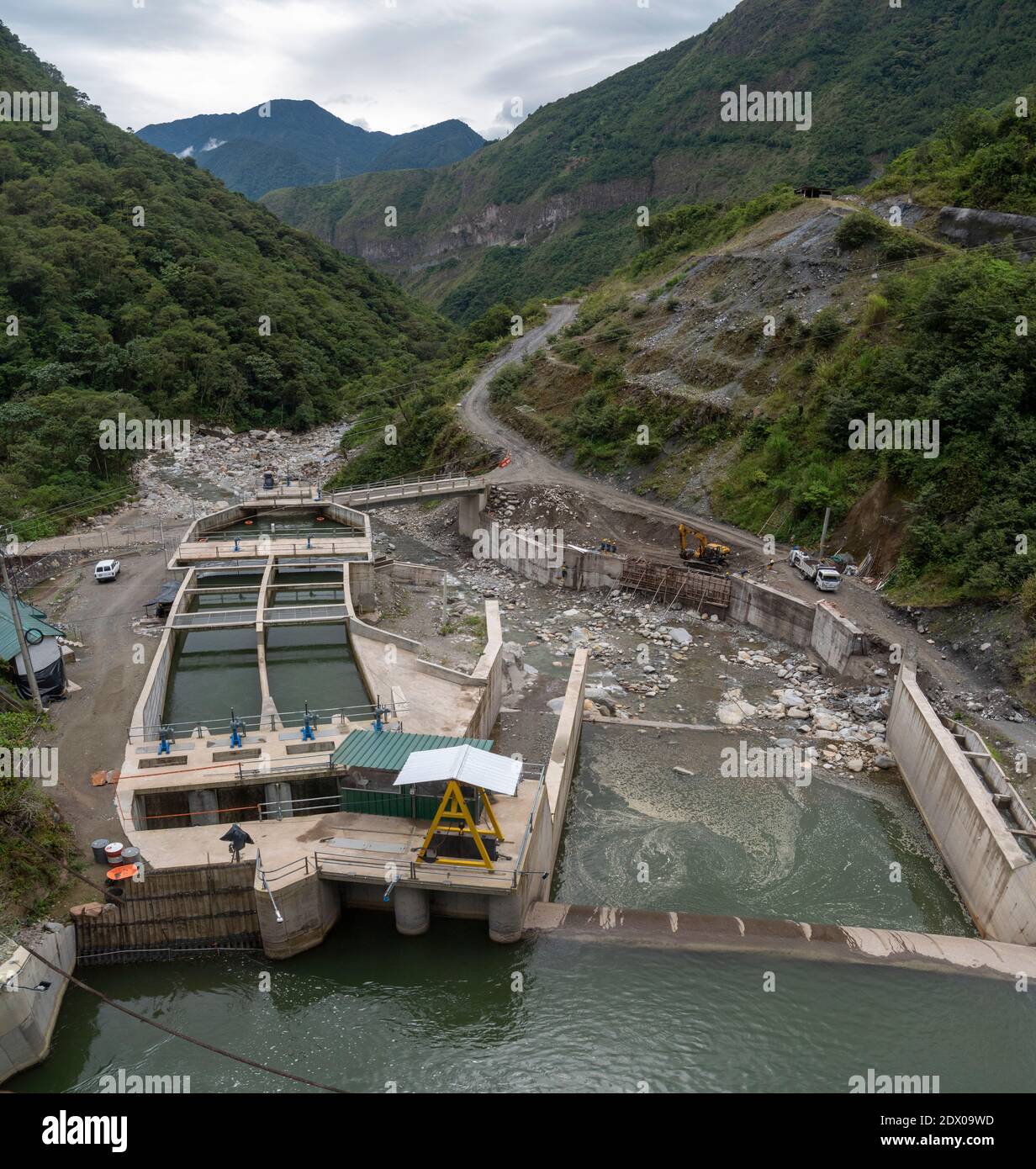 Hydroelectric power plant ecuador hi-res stock photography and images ...