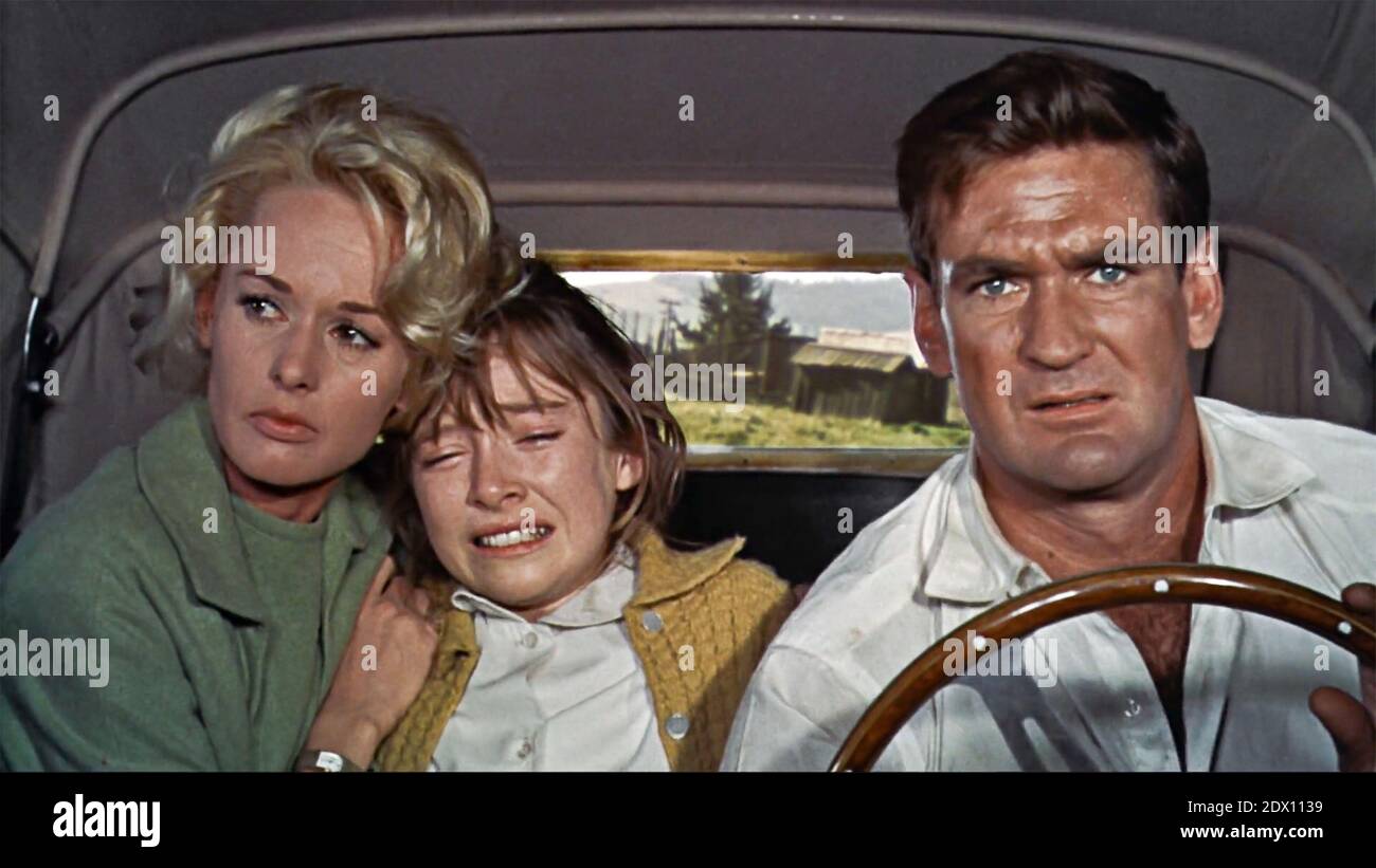 USA. Veronica Cartwright, Rod Taylor and Tippi Hedren in a scene from ...