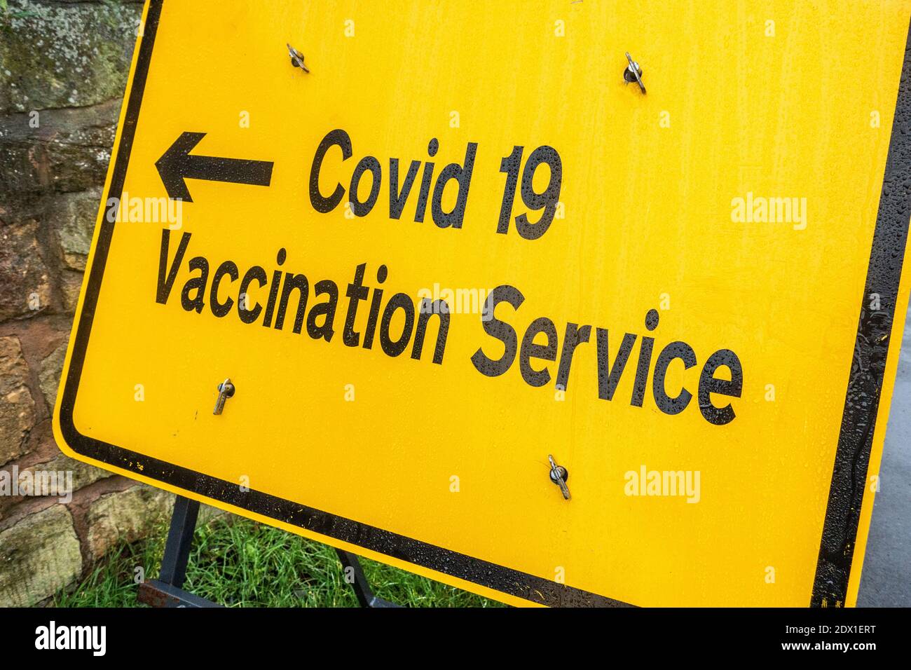 close-up of Covid 19 Vaccination Service sign Stock Photo - Alamy