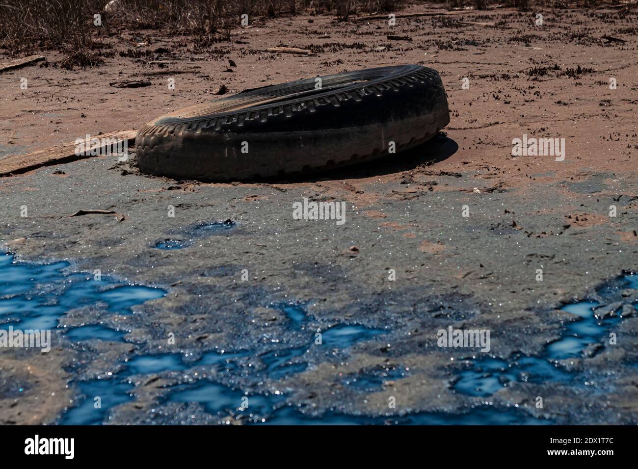 Leaking container hi-res stock photography and images - Alamy
