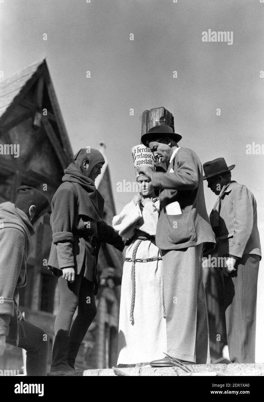 Burning at the stake hi-res stock photography and images - Alamy