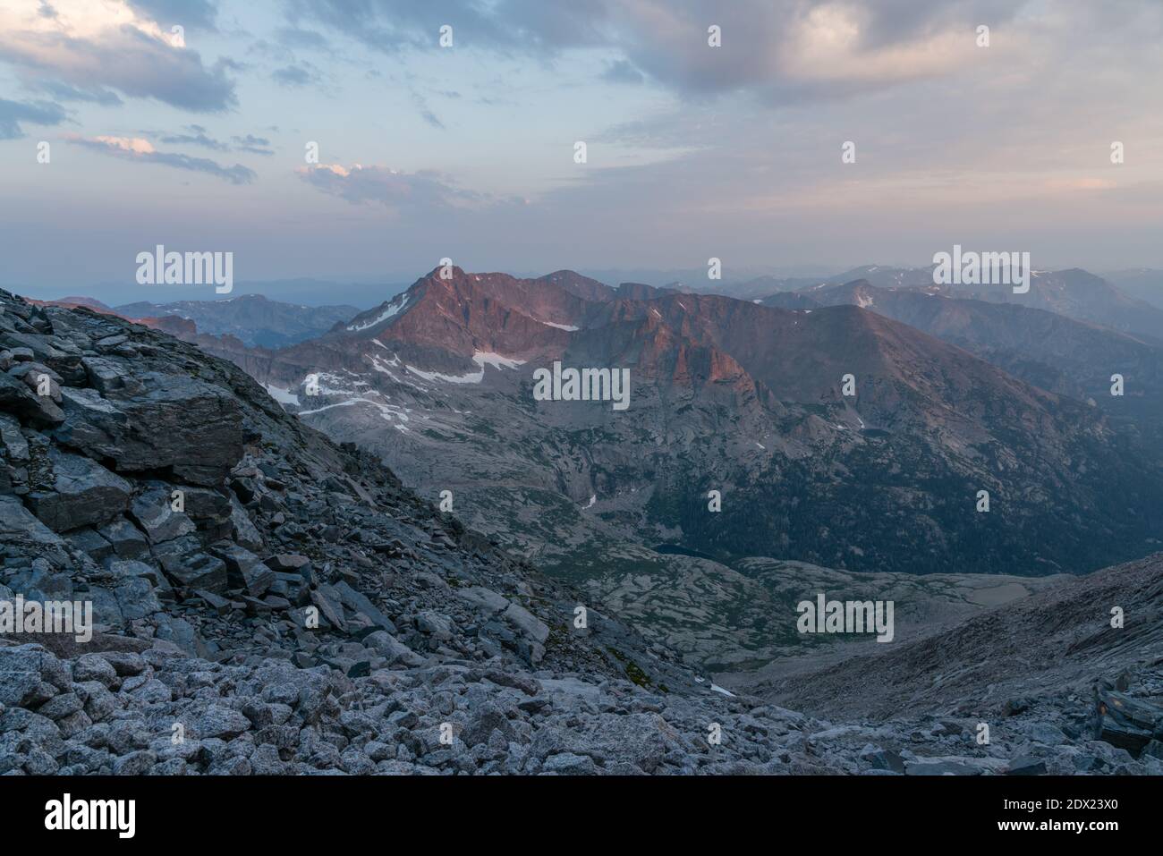 Longs peak keyhole hi-res stock photography and images - Alamy