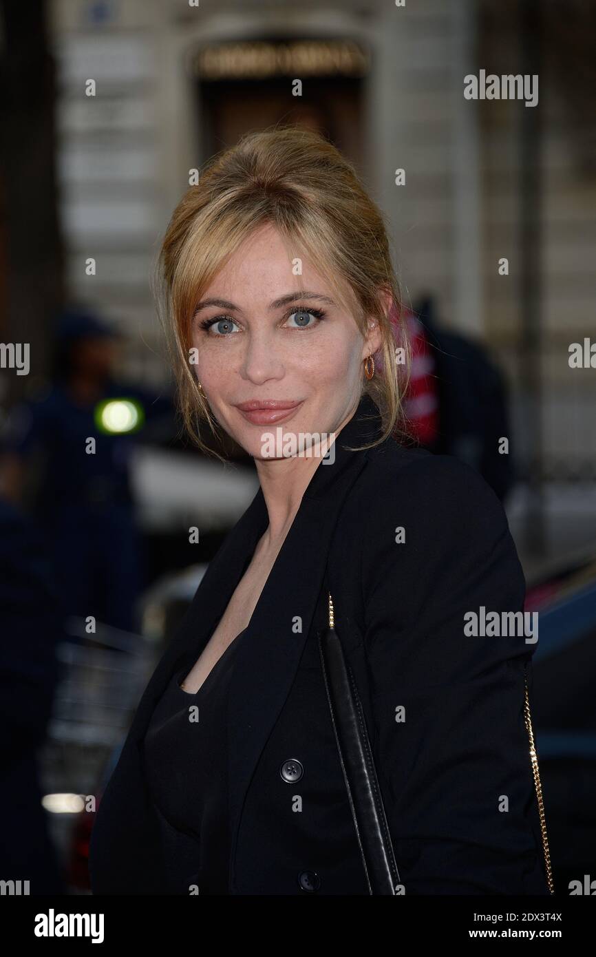 Emmanuelle Beart 2014 Schauspielerin Emmanuelle Beart Posiert Für