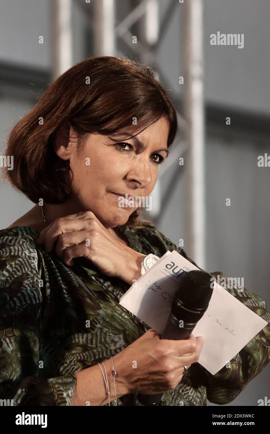 Mayor of Paris, Anne Hidalgo reveals to Parisian the first ...
