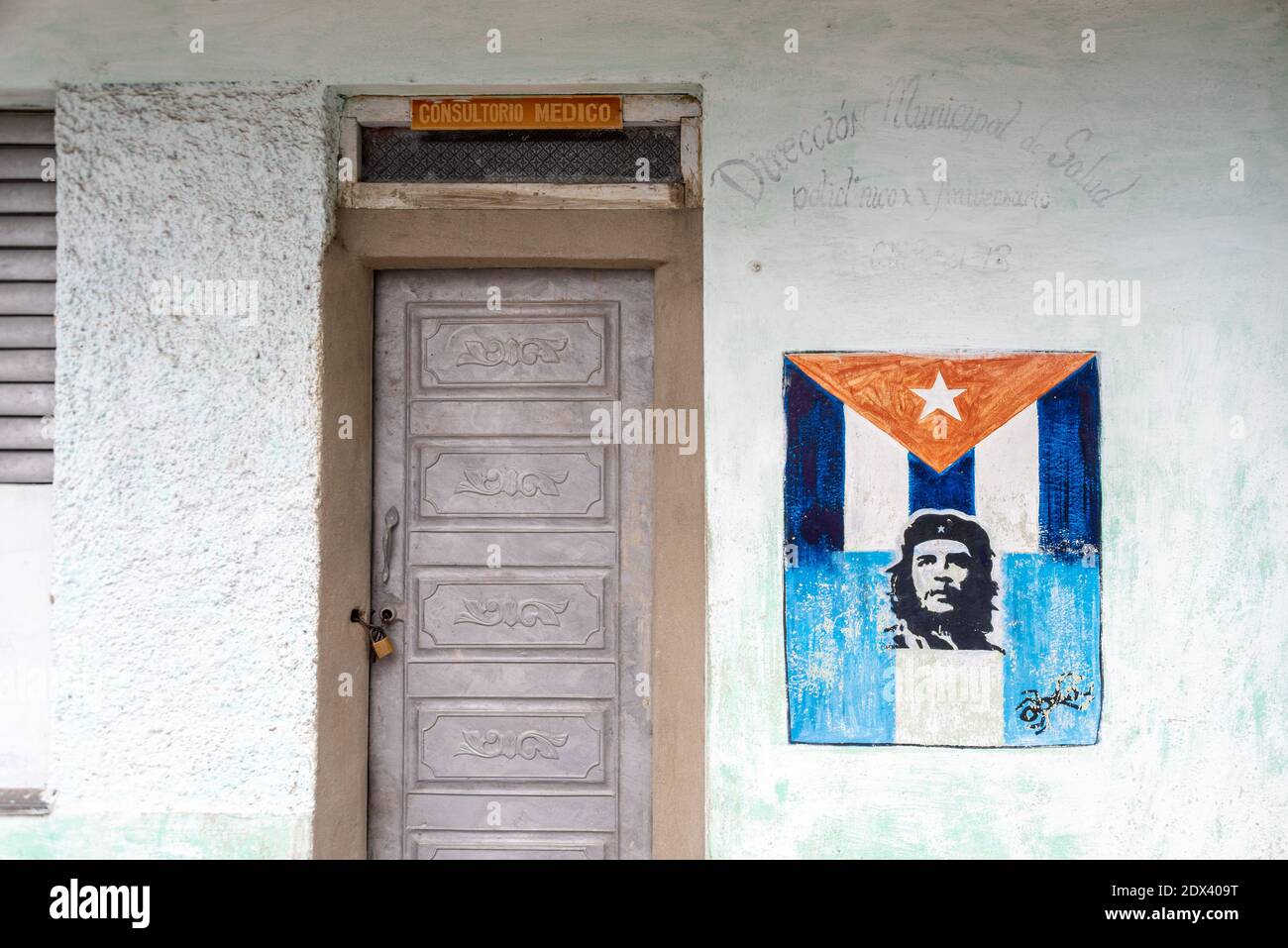 Che guevara flag hi-res stock photography and images - Alamy