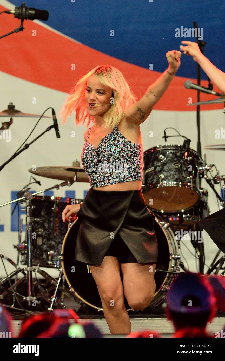 Alizee stage hi-res stock photography and images - Alamy