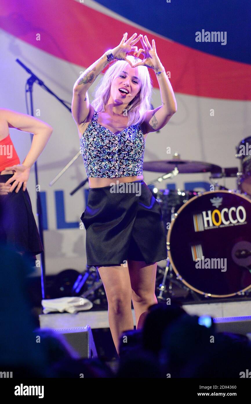 Alizee stage hi-res stock photography and images - Alamy