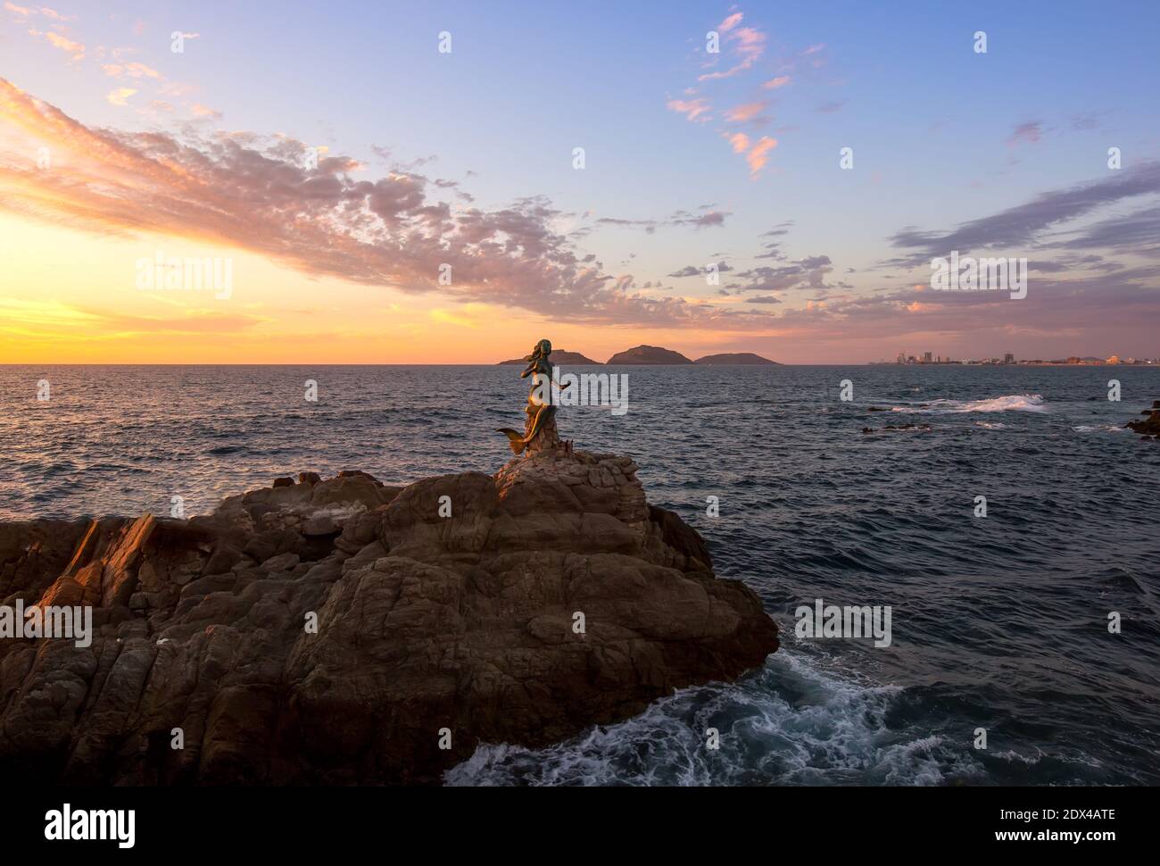 Famous Mazatlan sea promenade, El Malecon, with ocean lookouts and ...