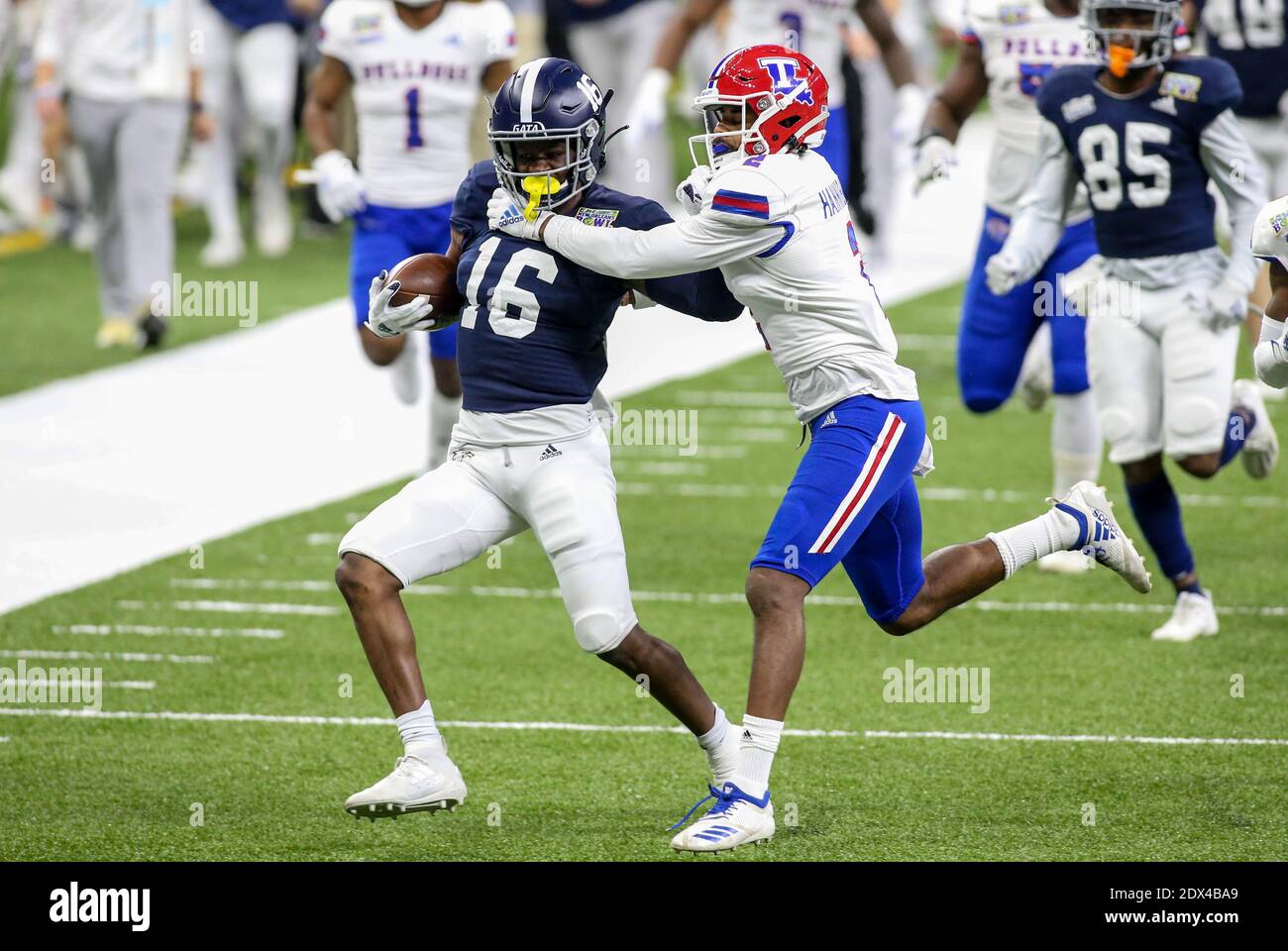 Zach murray hi-res stock photography and images - Alamy