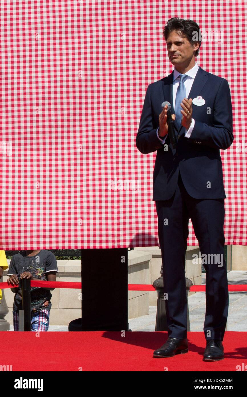Philippe Gas President of Eurodisney inaugurates "Remy place ...