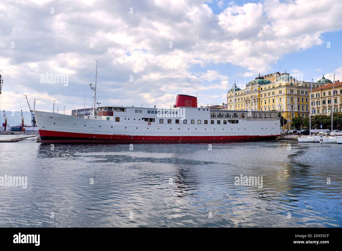 Botel marina hi-res stock photography and images - Alamy