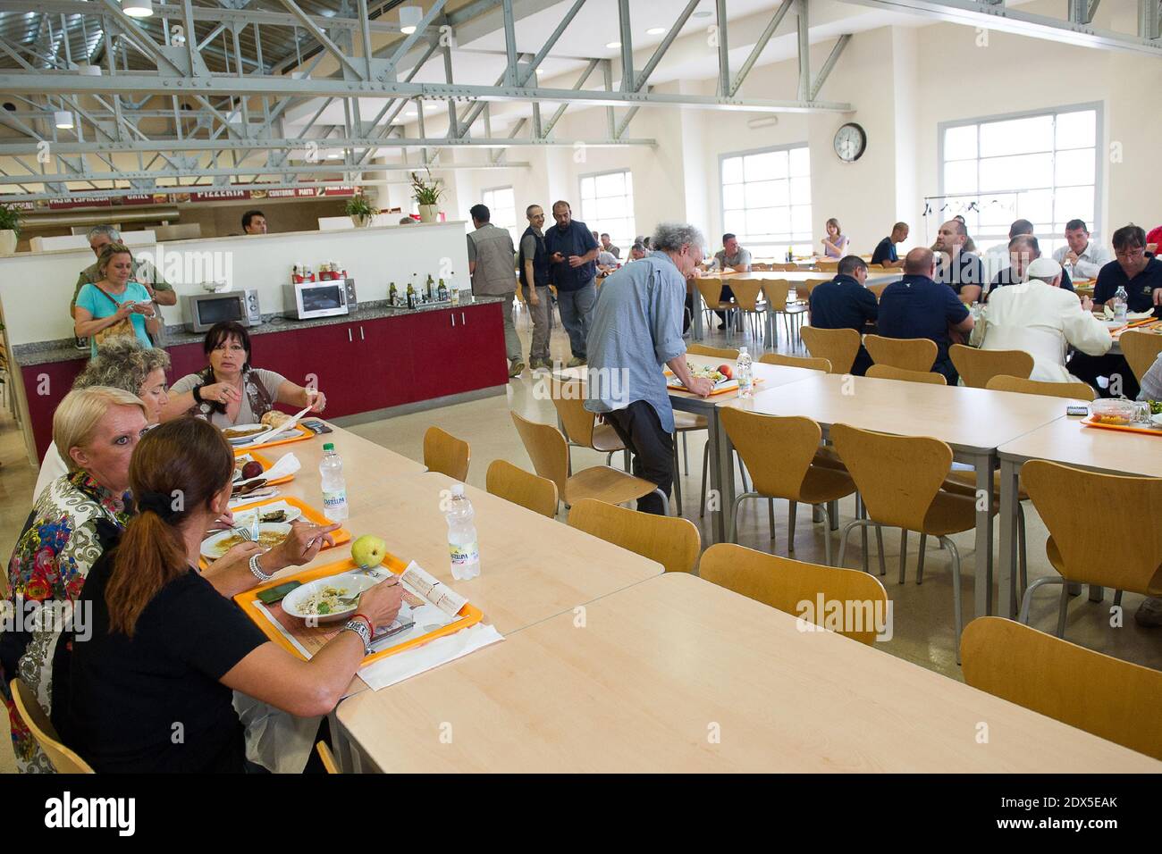 Taking the chef completely by surprise, Pope Francis unexpectedly ...