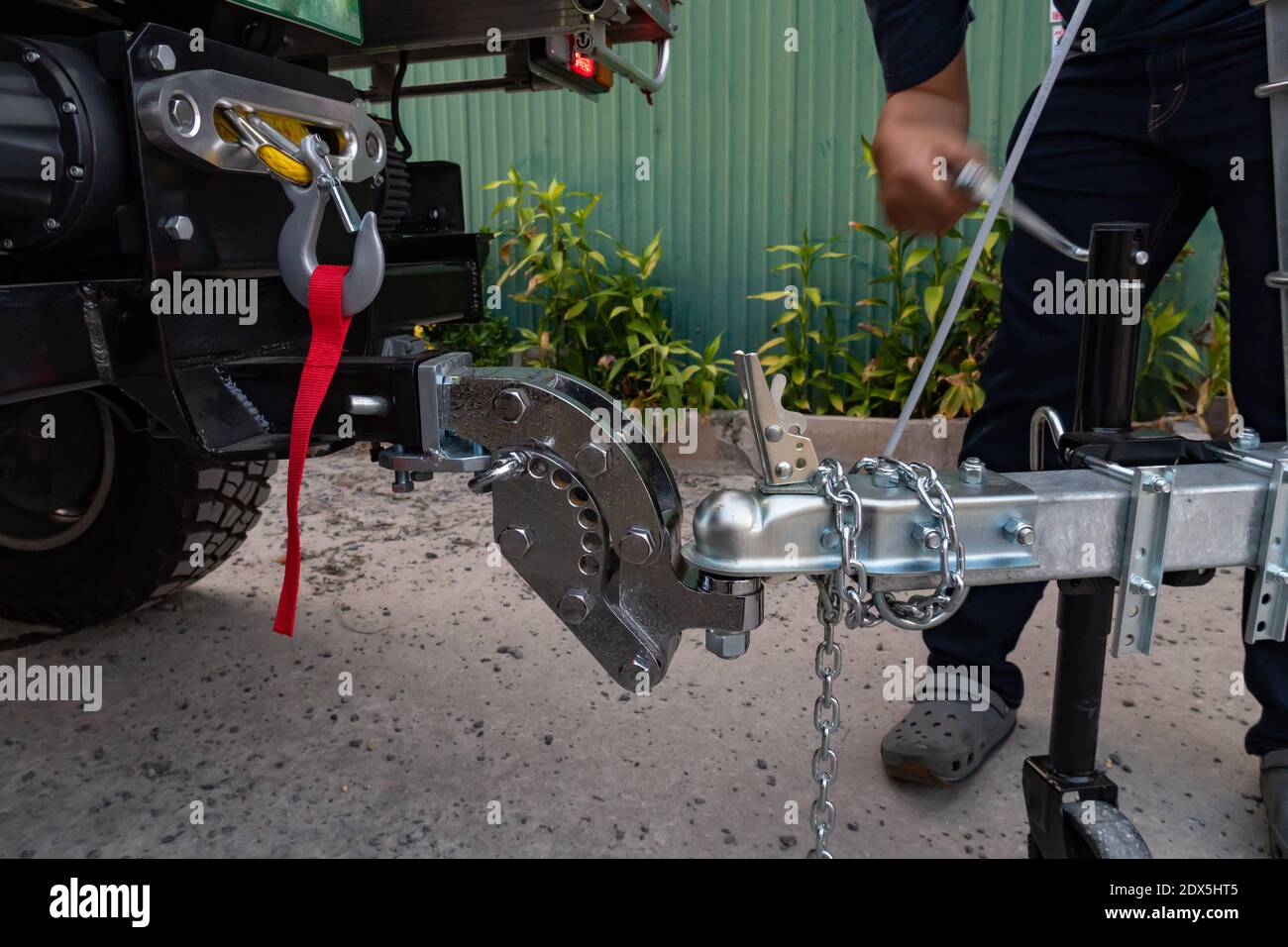 Trailer attachment hi-res stock photography and images - Alamy