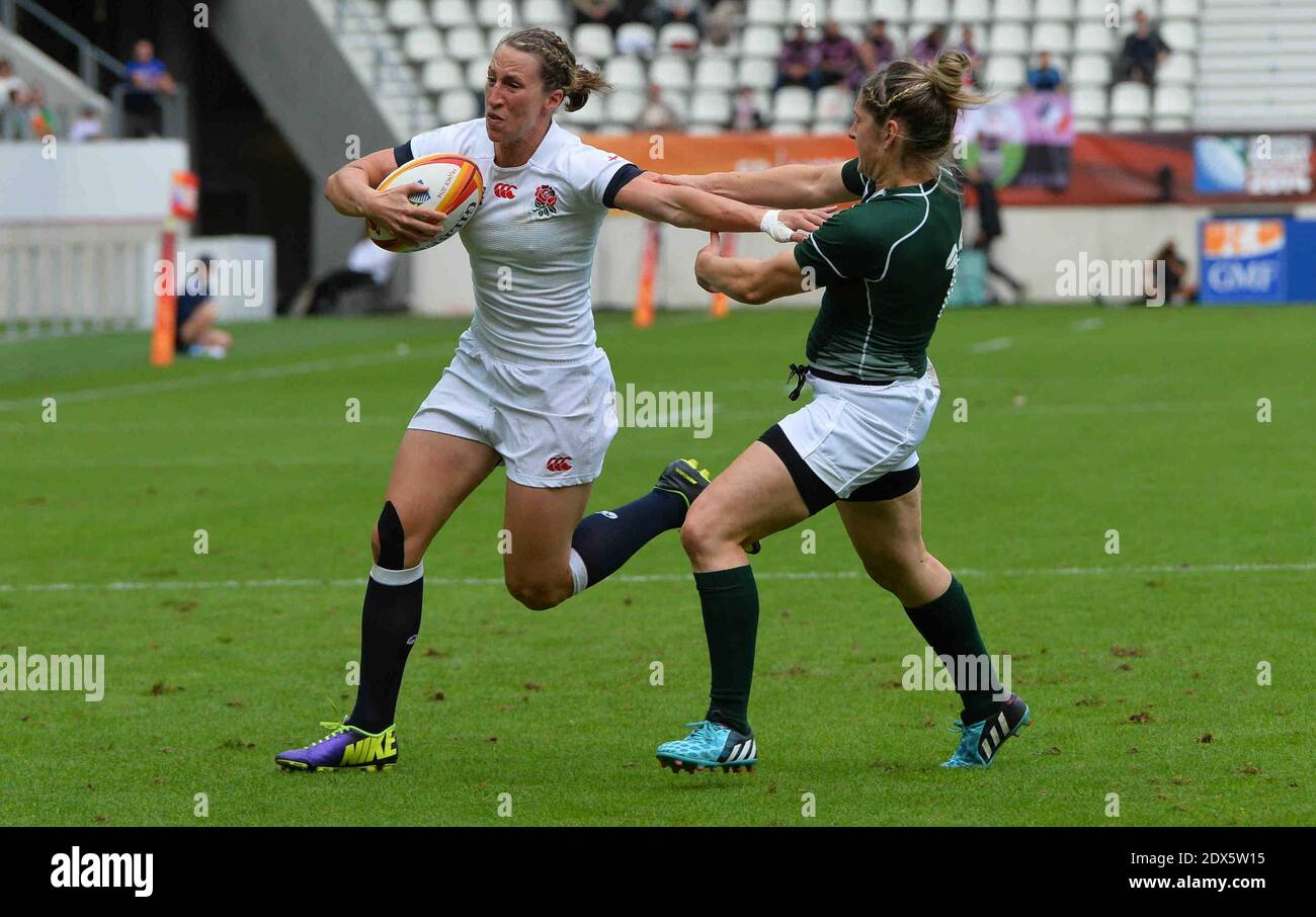 English Katherine Merchant during the IRB Women's Rugby World Cup match ...
