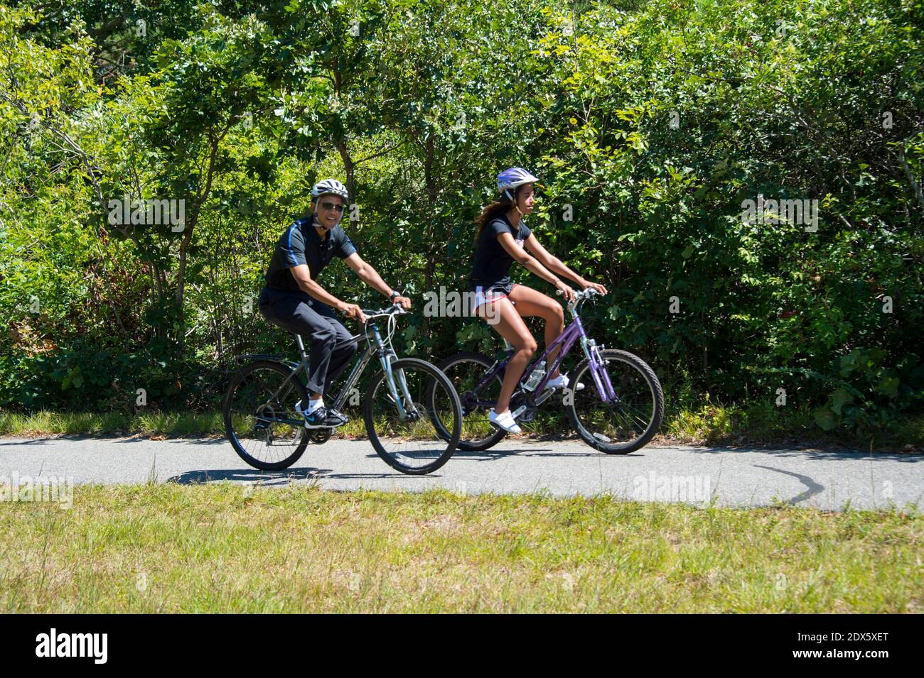 President Barack Obama, First Lady Michelle Obama and daughter Malia ...