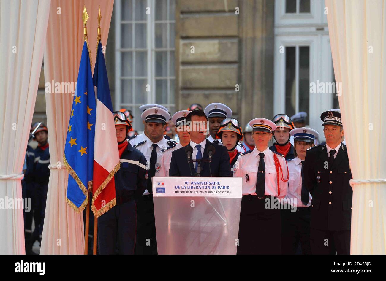 Paris uprising 1944 hi-res stock photography and images - Alamy