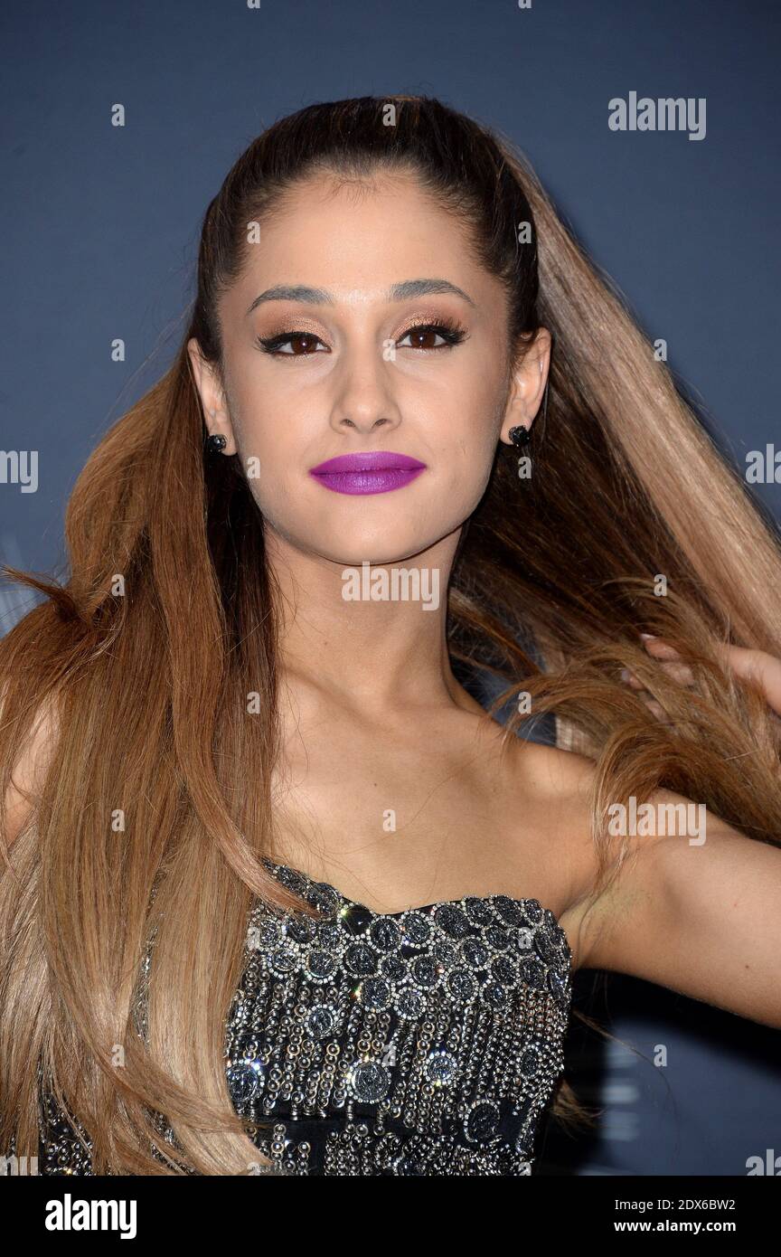 Ariana Grande Duck Face