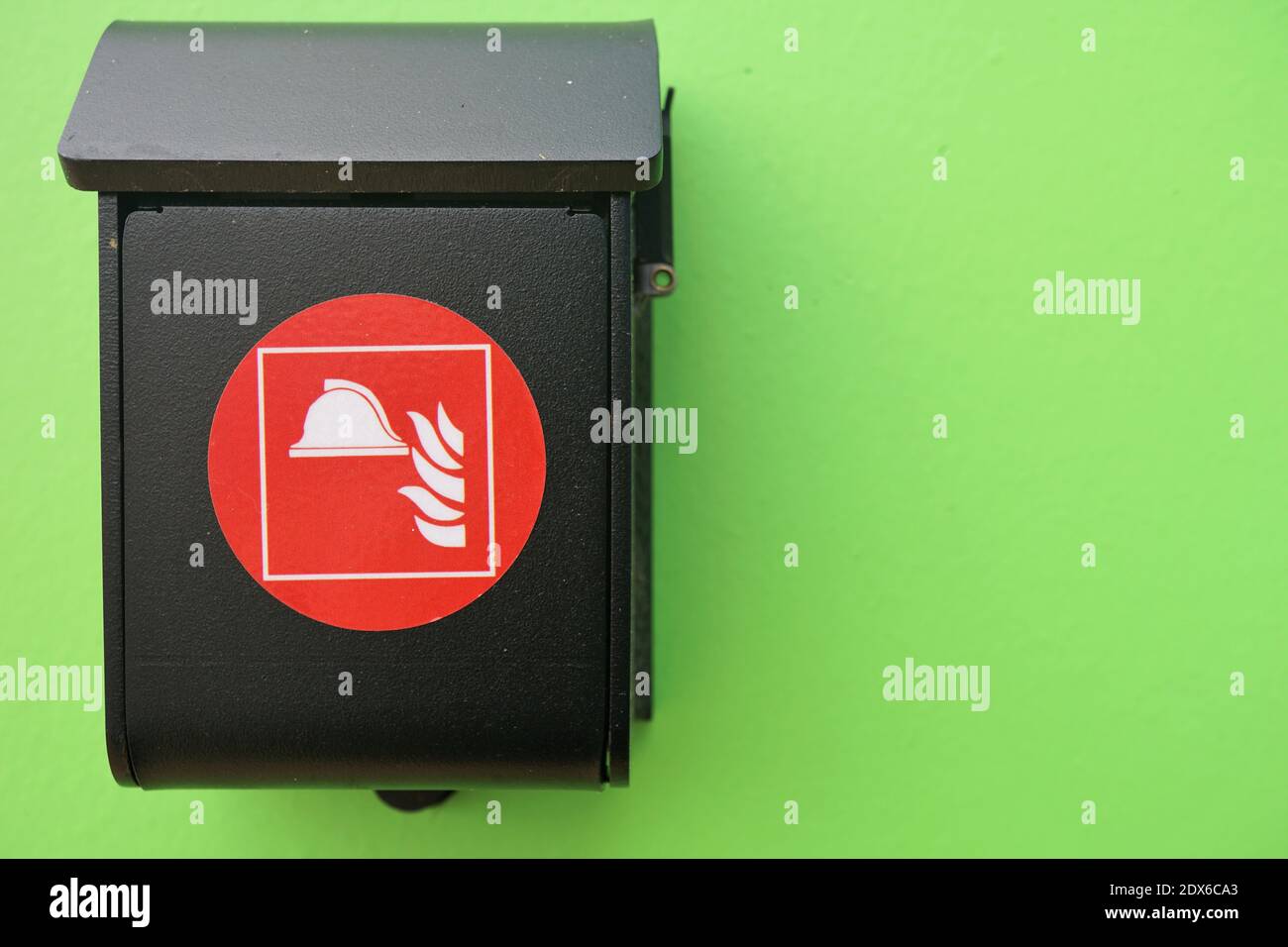 Green Fire Alarm Box High Resolution Stock Photography and Images - Alamy