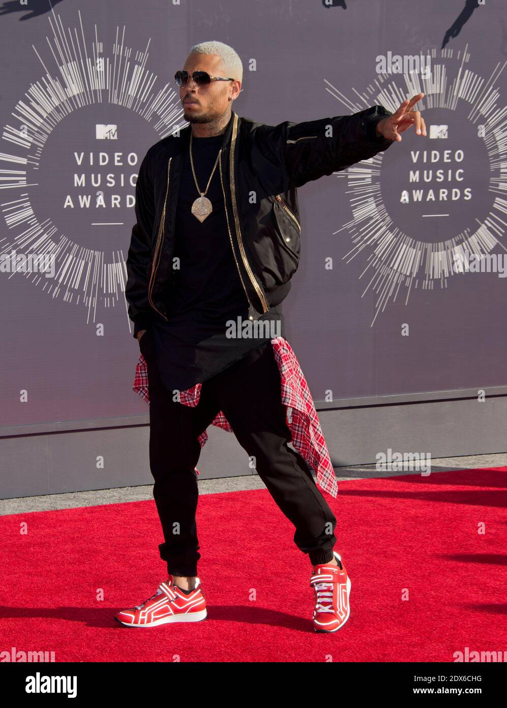 Chris Brown attends the 2014 MTV Video Music Awards at The Forum on ...