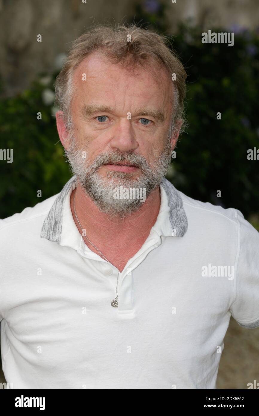 Dominique Pinon poses for the photocall of 'Breves de comptoir' during ...
