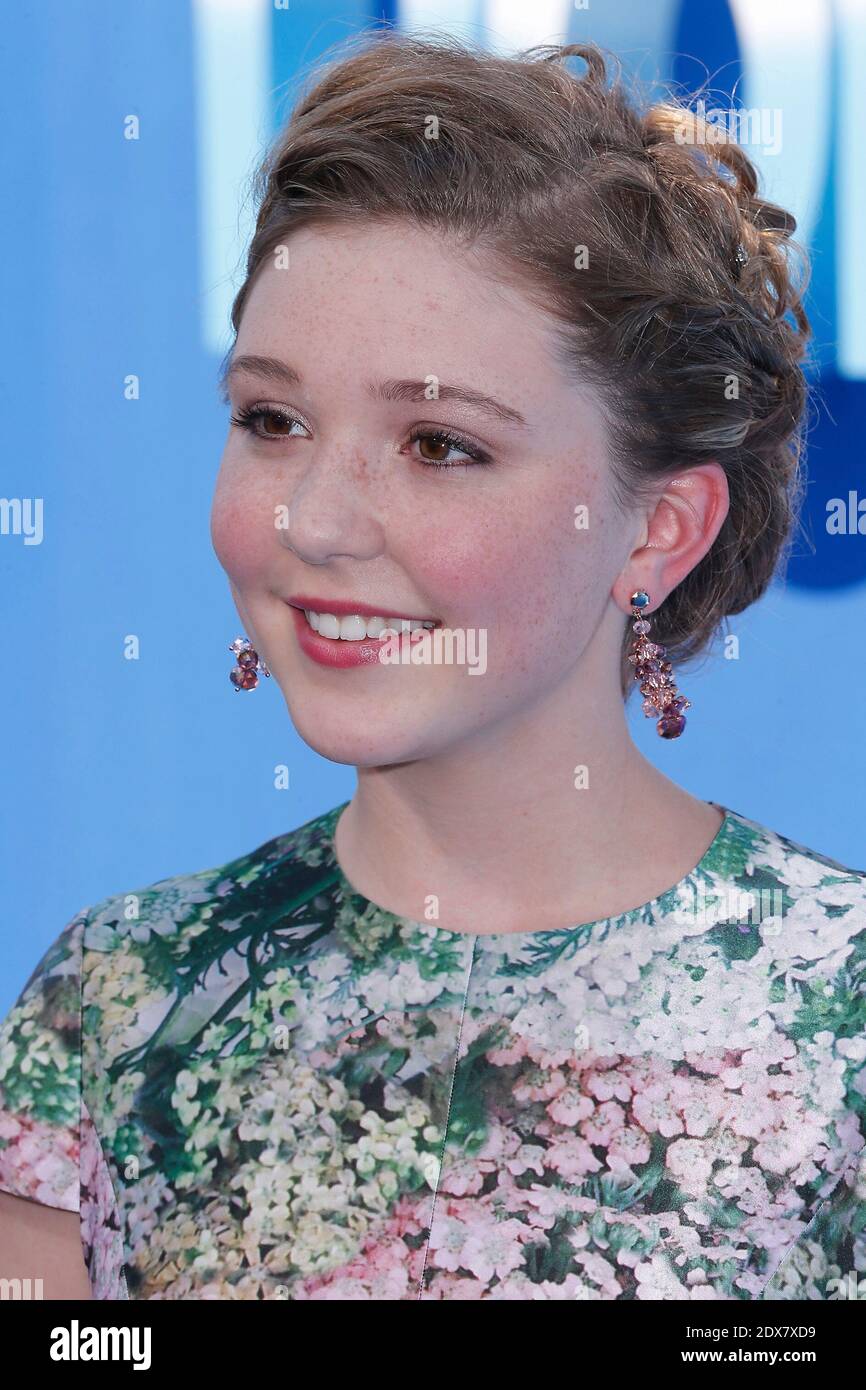 Cozi Zuehlsdorff attends the world premiere of Warner Bros Pictures and ...