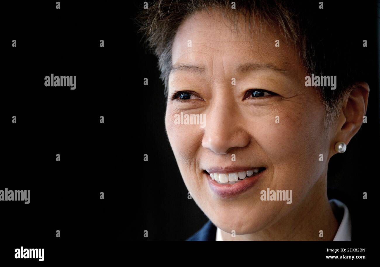 Jane chu hi-res stock photography and images - Alamy