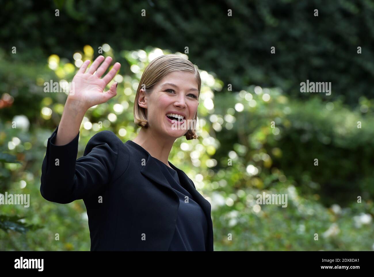 Actress Rosamund Pike attends the film 'Gone Girl' photocall in Rome ...