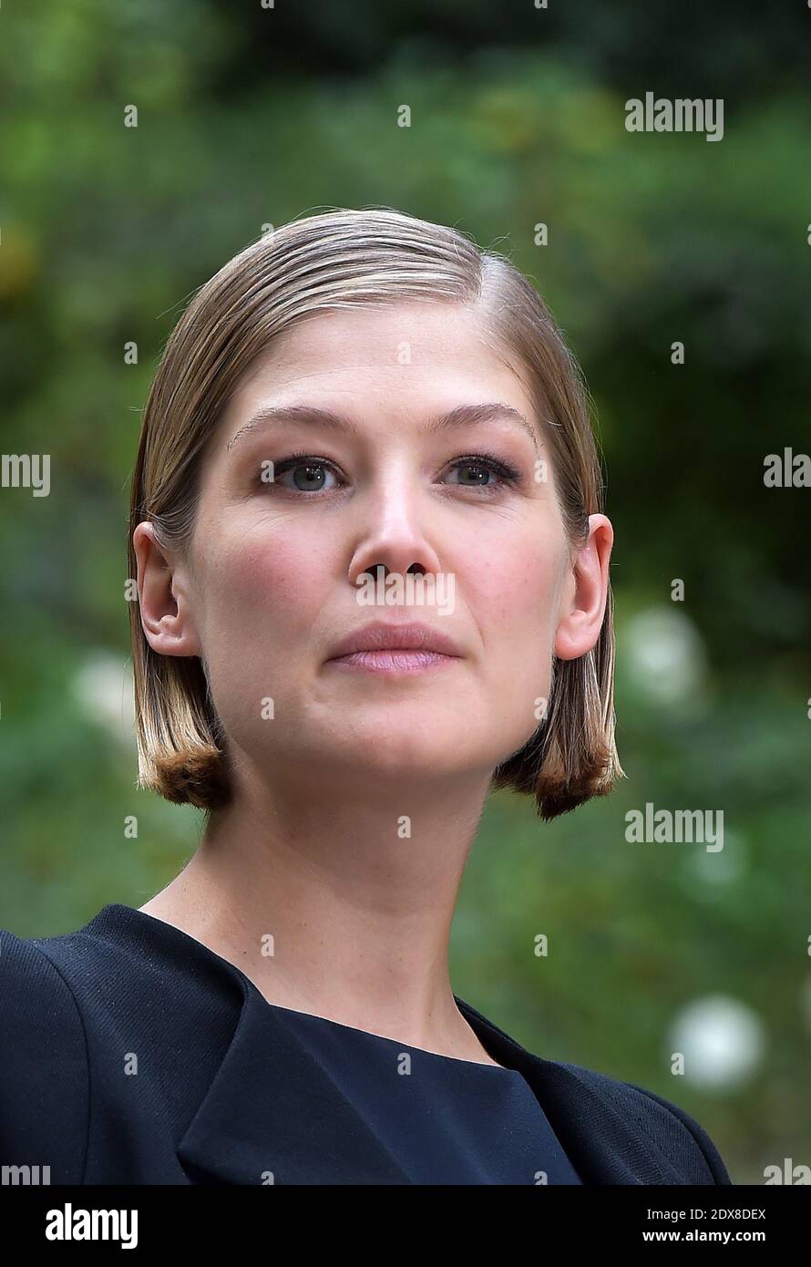 Actress Rosamund Pike attends the film 'Gone Girl' photocall in Rome ...