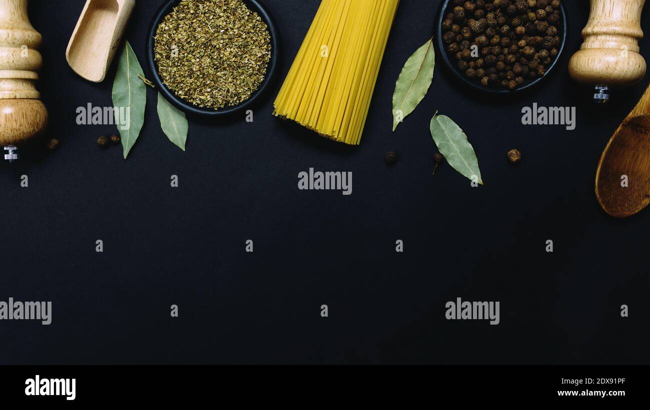 Seasonings background hi-res stock photography and images - Alamy