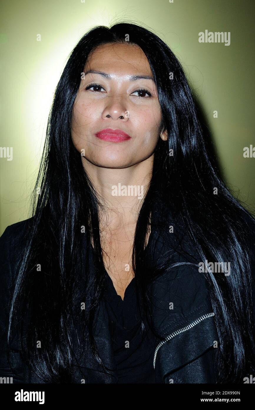 Anggun attends Guy Laroche Spring-Summer 2015 Ready-To-Wear collection ...