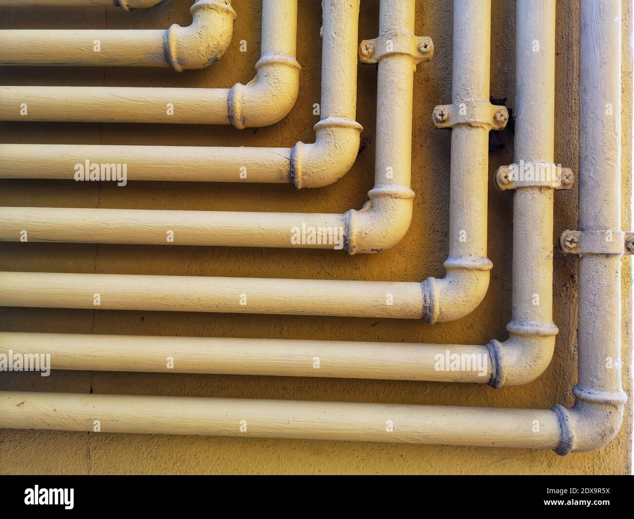Gas pipelines italy hi-res stock photography and images - Alamy