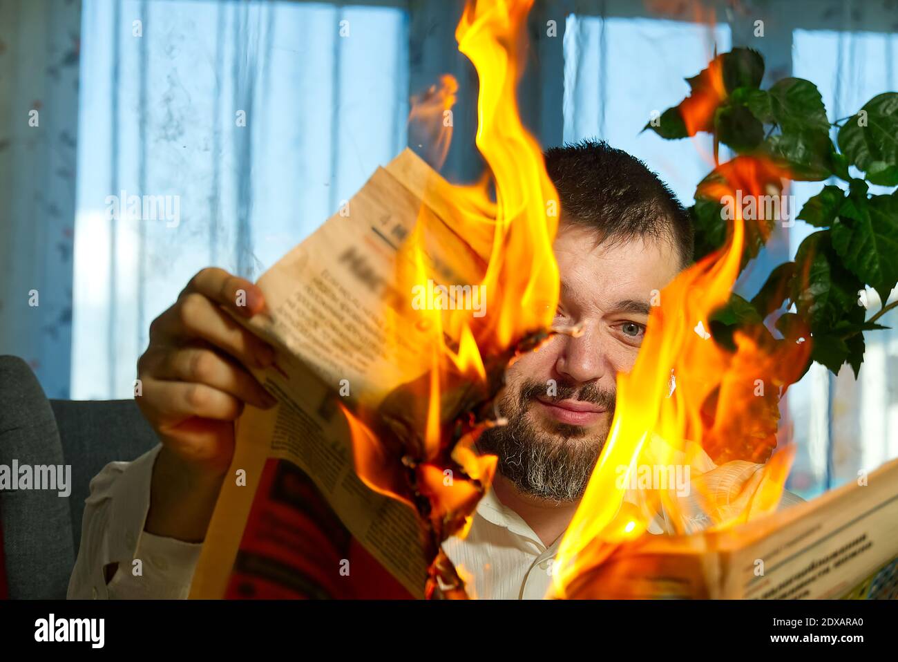 Burning Newspaper High Resolution Stock Photography and Images - Alamy
